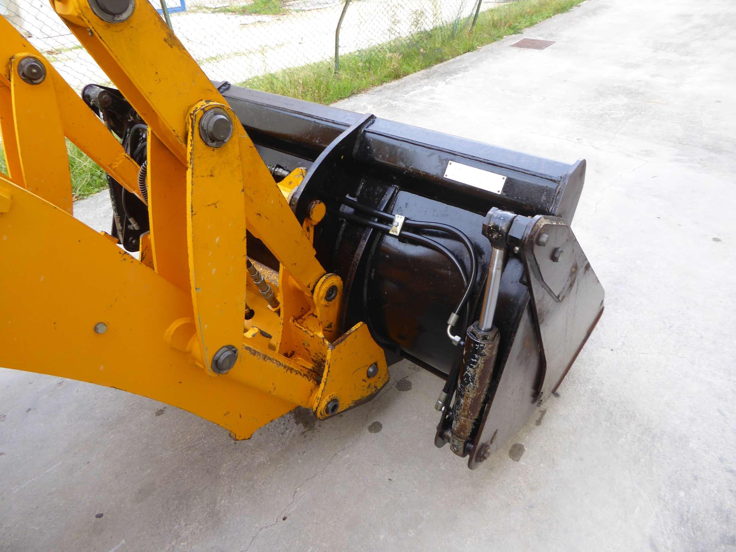 JCB 2CX | Backhoe loader | Piccinini Macchine